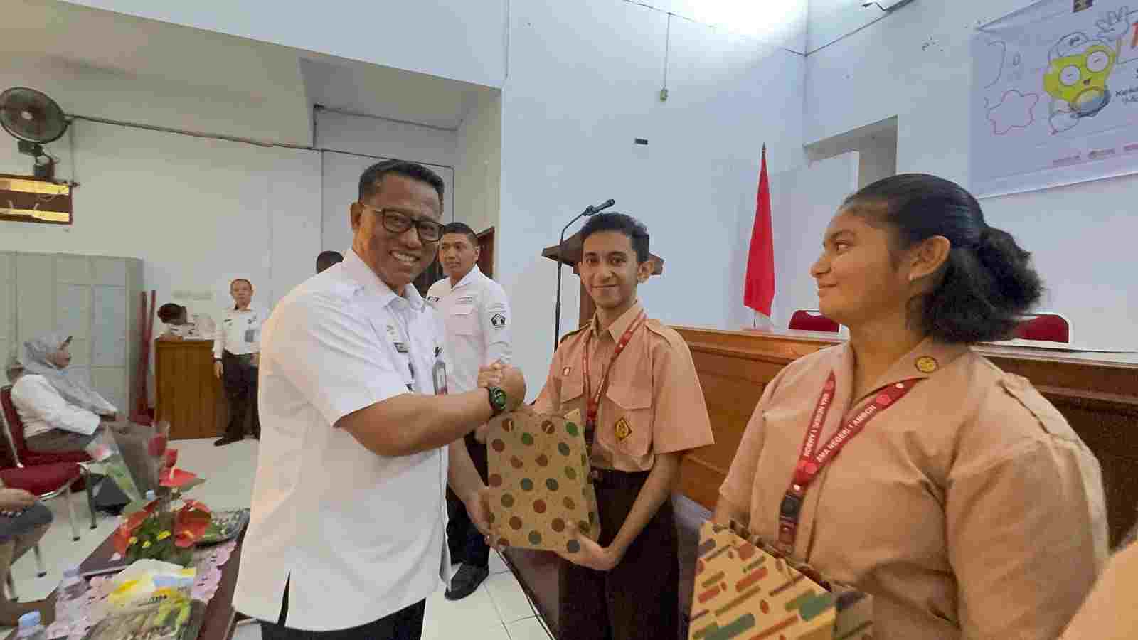 Kemenkumham Maluku Kenalkan Hak Cipta di SMA Negeri 1 Ambon